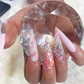 La Vogue Nails & Spa | For Your Youthful Look & Beautiful Nails!